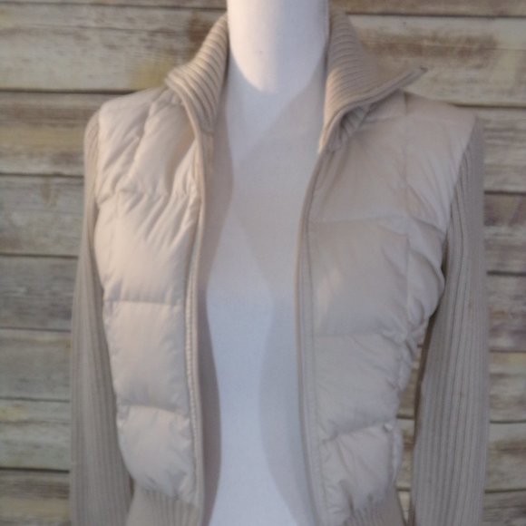 BCBGMaxAzria | Jackets & Coats | Euc Bcbg Puffer Jacket Sweater | Poshmark